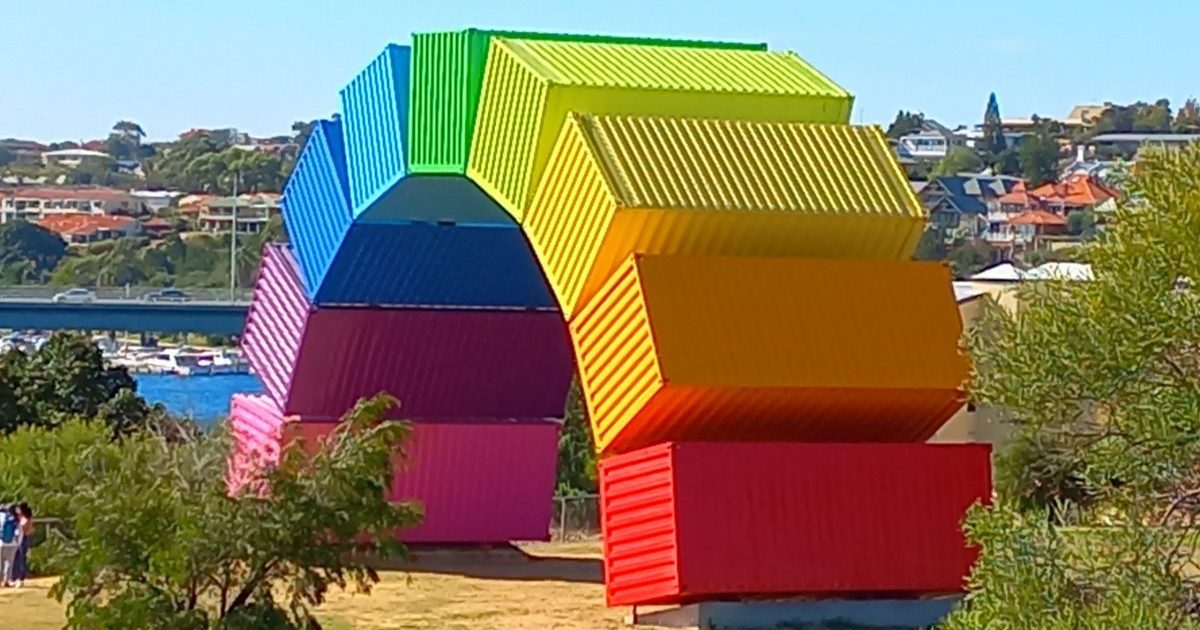 Fremantle's iconic Container Rainbow - 100countries.info